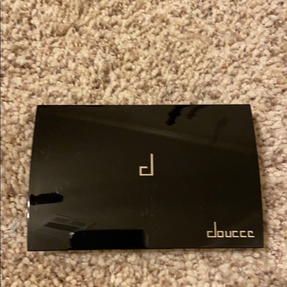 Doucce | Makeup | Doucce Eyeshadow Palette | Poshmark
